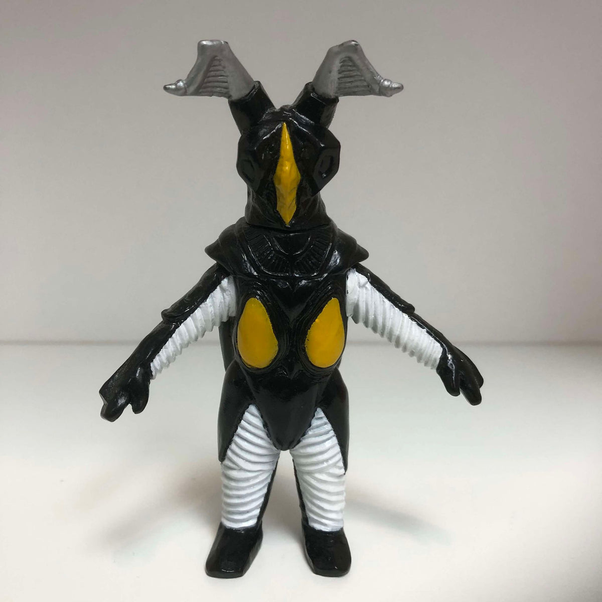 Popy Ultraman Tower Set: Ultraman, Zetton, Baltan 2003 – Anime City ...